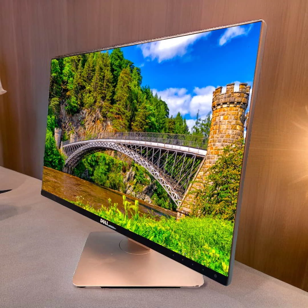 Dell U2415 24 Monitor | Páratlan, Keretnélküli Kép | NaniPC